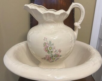 Pitcher and Wash Basin in Lavender and White With Roses and - Etsy