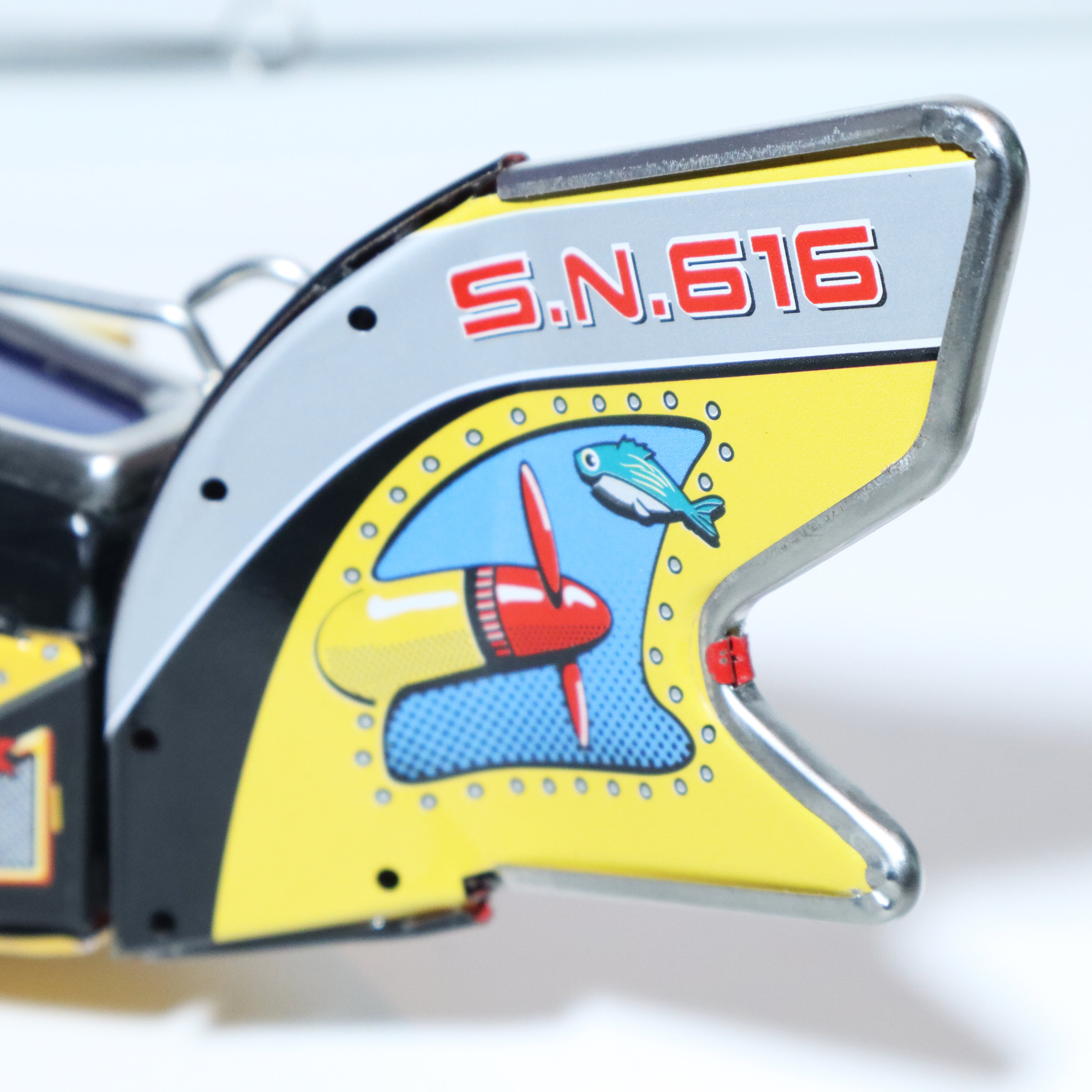 Space Whale Yellow.vintage Wind up Tin Toy Retro Collectible Whale ...