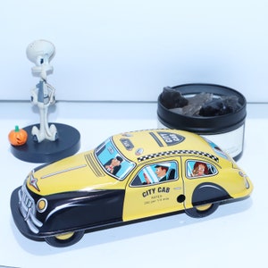 Taxi.vintage Wind up Tin Toy Retro Collectible Car.design and ...