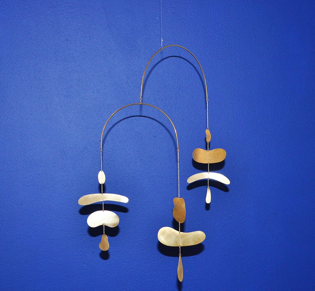 Mobiles Modell Pavo. Mobile aus Messing. Selbstgemacht. Geburtsgeschenk ...