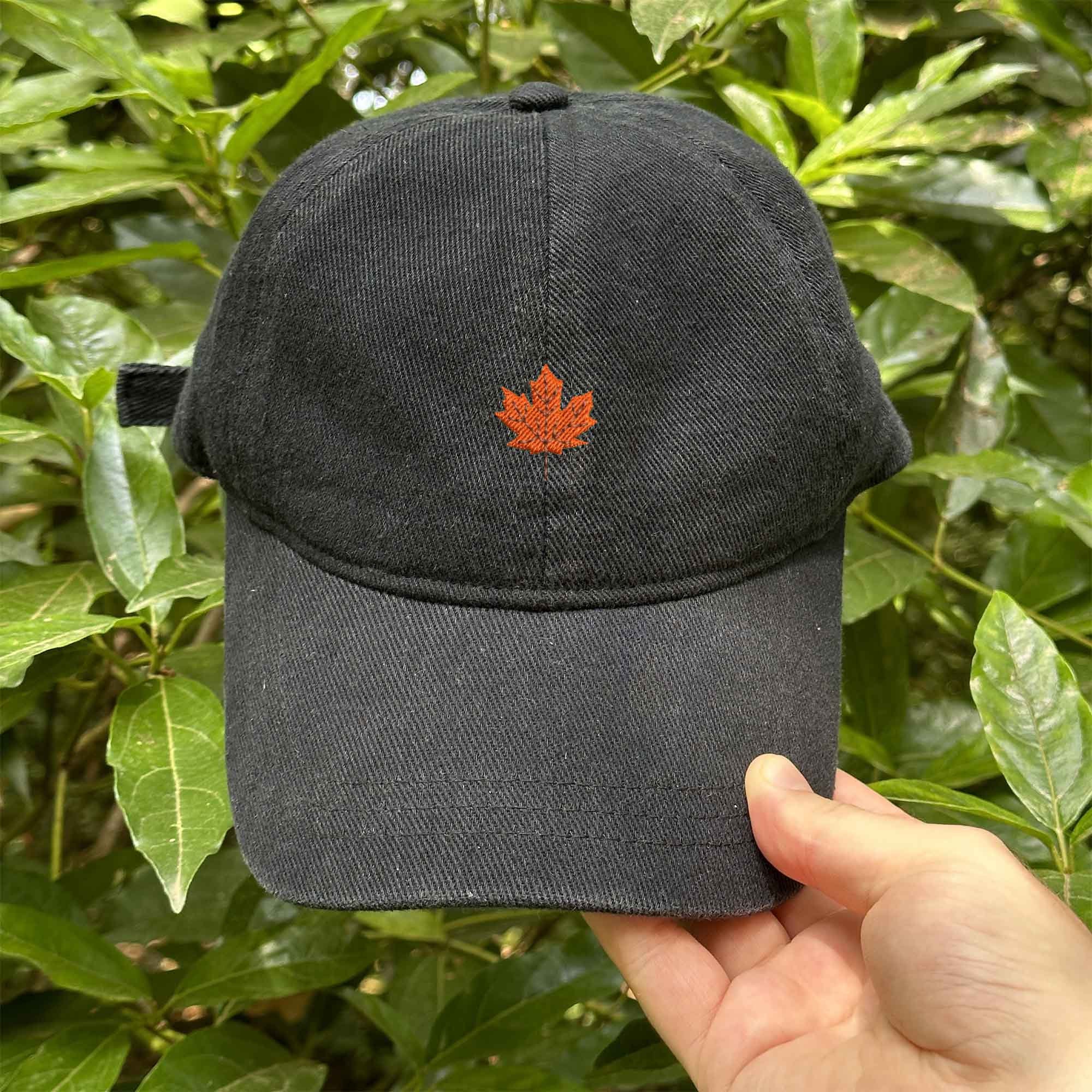 Mini Maple Leaf Embroidery Design: Fall Machine Embroidery (digital ...