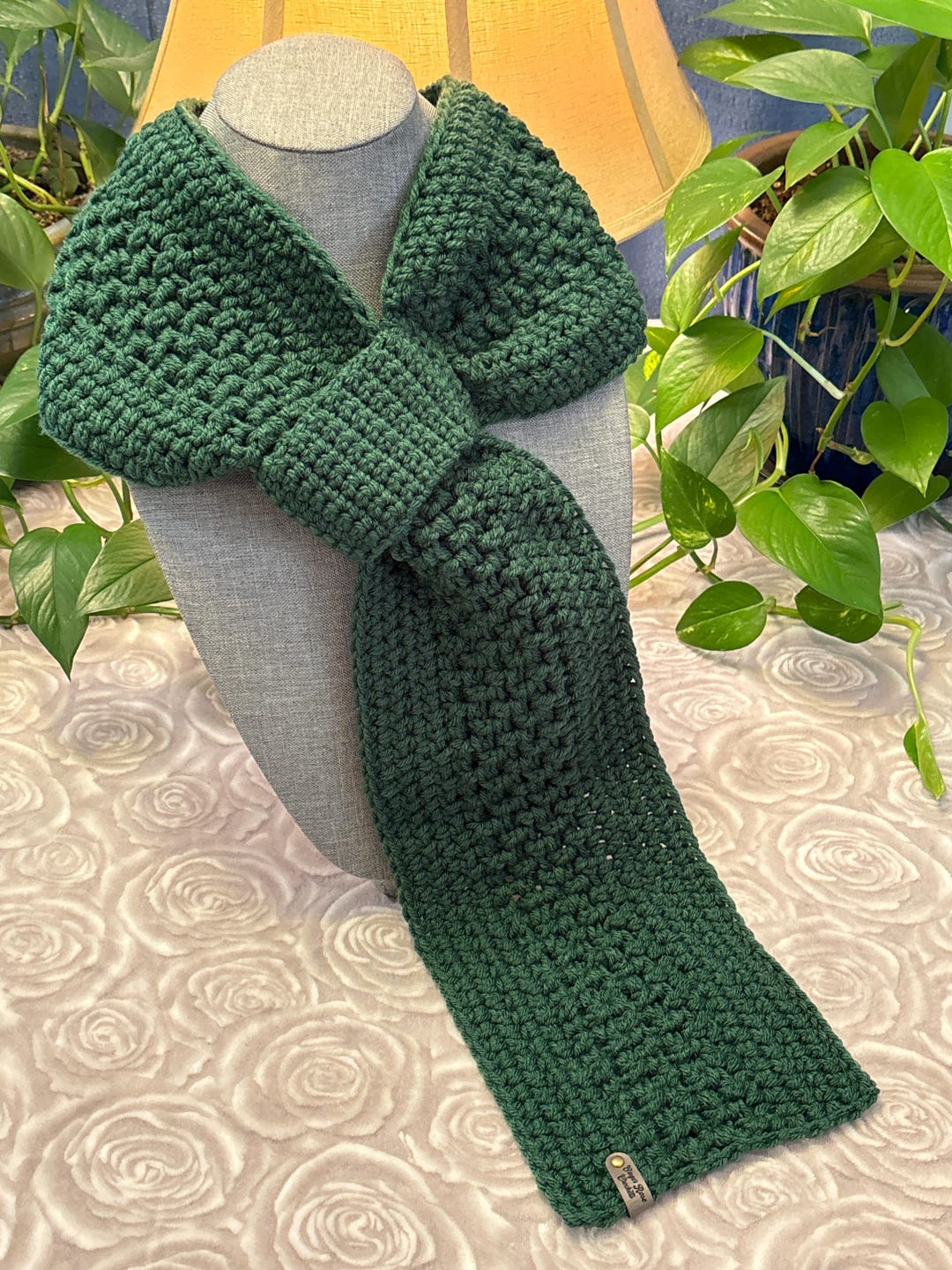 Noanker Keyhole Scarf Hunter Green / Personal or Special Gift - Etsy