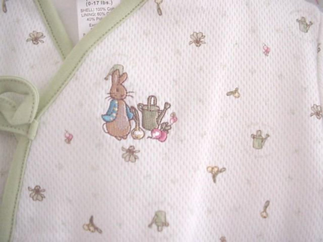 1 the World of Beatrix Potter Premium Baby Hooded Side- Tie Robe ...