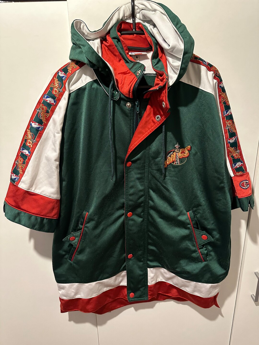 Champion Jacket Seattle Supersonics Size M NBA Retro Vintage Sonics ...