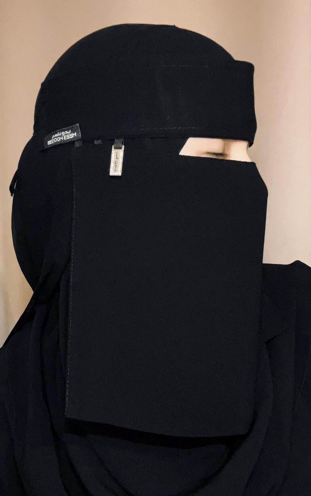Saudi Style Niqab, Gold or Silver Pendant - Etsy