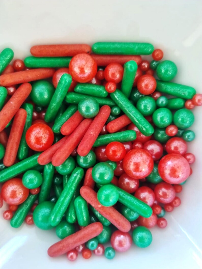 Christmas Sprinkles Mix Red Green Luster Finish Holiday Edible Cupcake ...