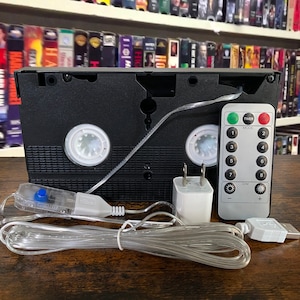 Goosebumps W/ Green Slime Drips VHS Lamp Gift Box Bundle Goosebumps ...