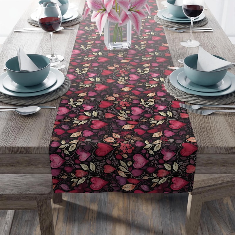 Valentine Table Runner - Etsy