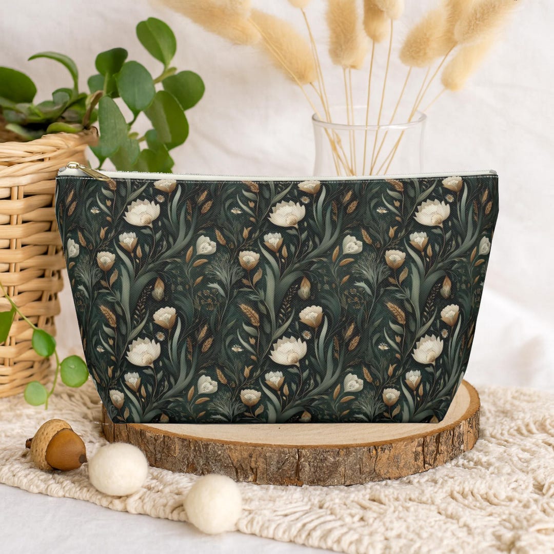 Botanical Cottagecore Makeup Pouch: Green & White Travel Bag - 2 Sizes ...