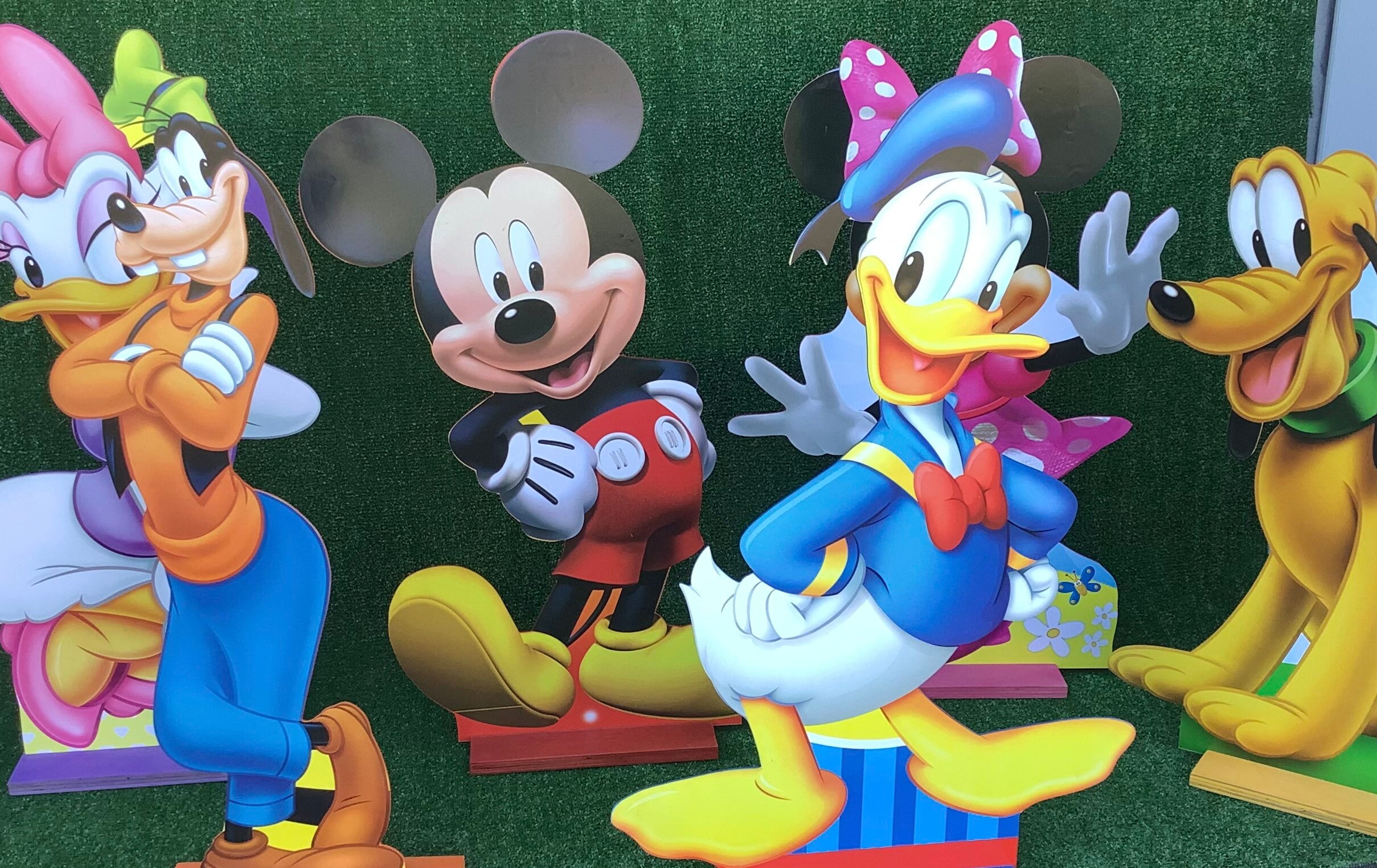 Mickey Mouse Clubhouse Characters Wallpapers