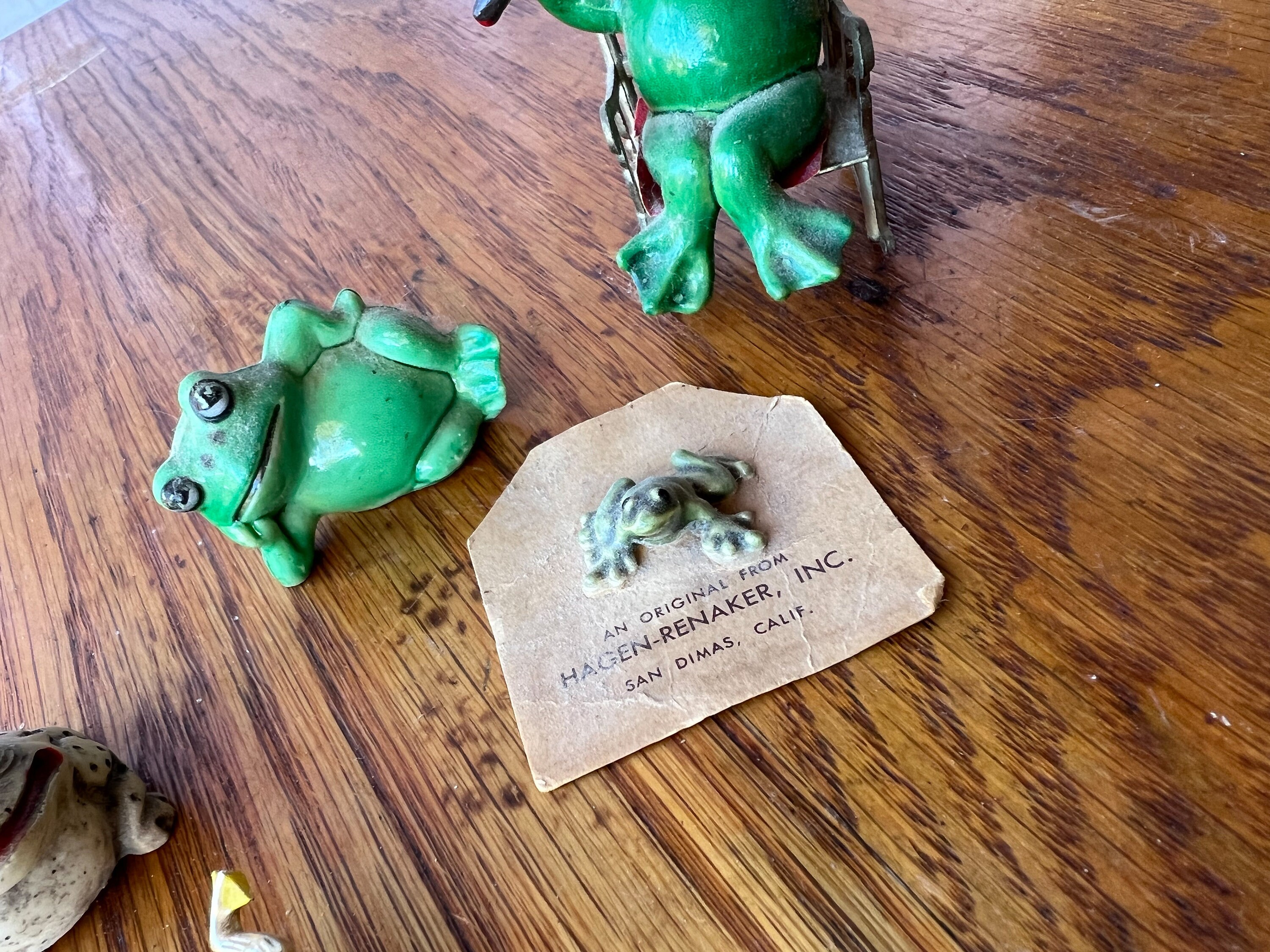 YOU PICK - Vintage Frog Toad Figurines & Pinbacks Brooch - Etsy