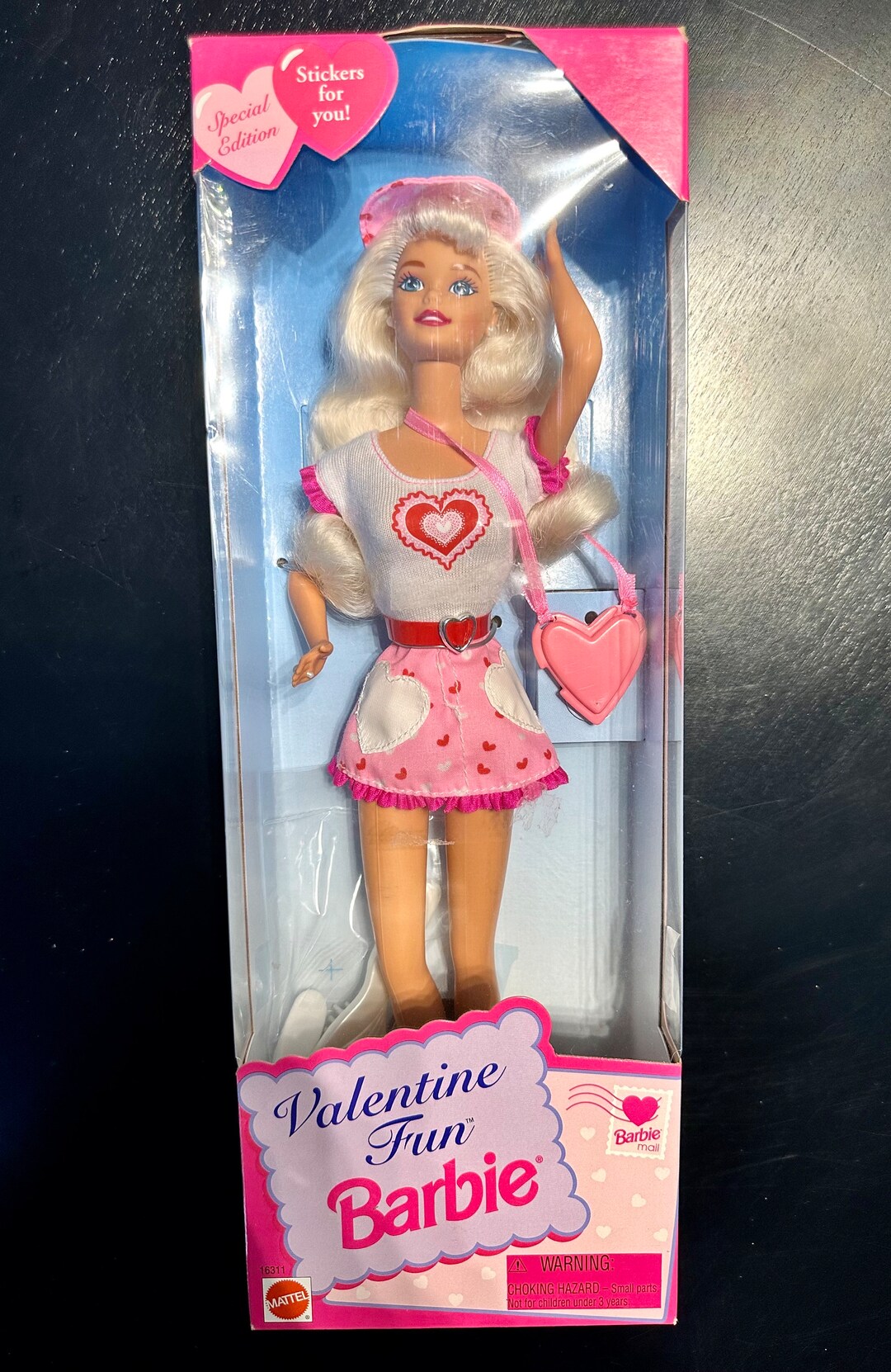 UNOPENED 1996 Mattel Special Edition VALENTINE FUN Barbie With Stickers ...