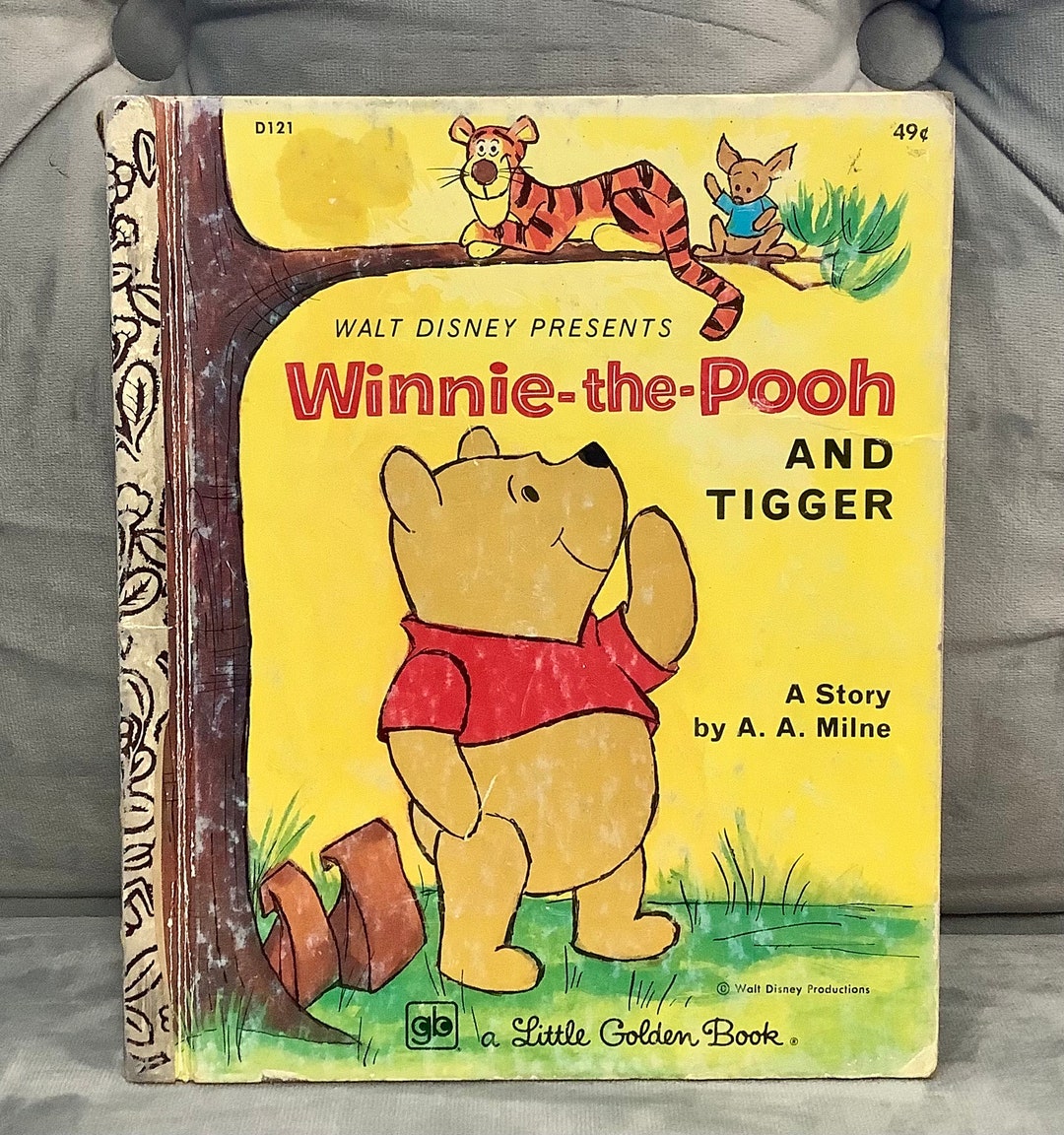 Vintage 1975 Walt Disney Little GOLDEN "winnie-the-pooh & Tigger" Book ...