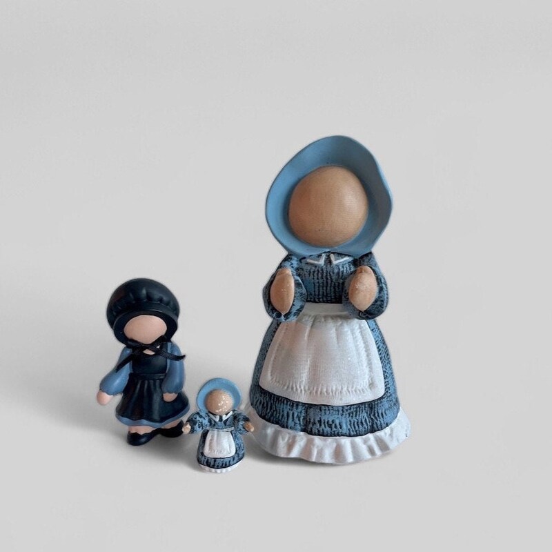 Amish Figurines - Etsy