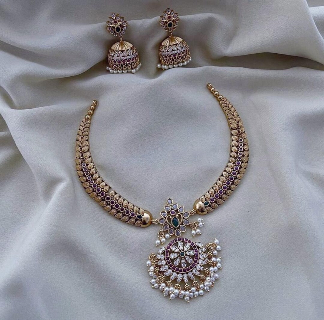 Pearl Gold Hasli Necklace Temple Matte Finish Jewelry South Indian Kemp ...