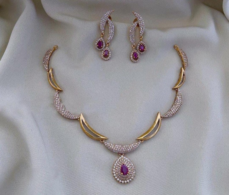 Beautiful Ruby AD Necklace Elegant Cubic Zirconia Short Necklace Unique ...
