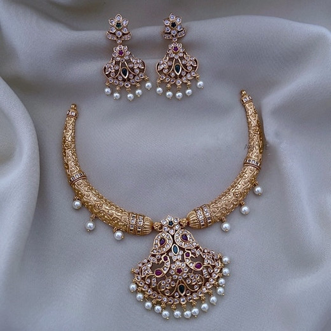 Matte Gold Finish Hasli Necklace Temple Jewelry Pearl Kemp Necklace ...