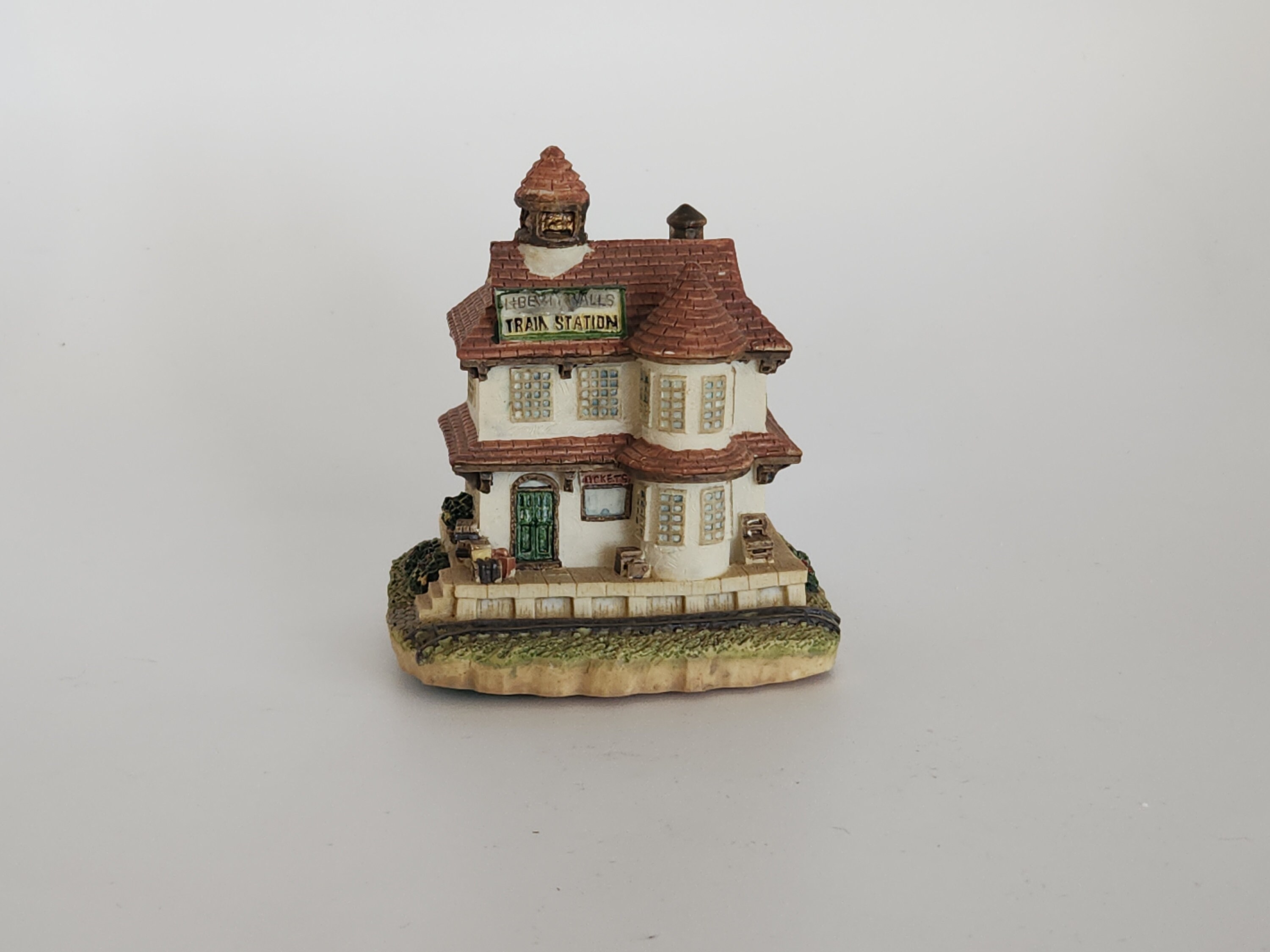 Liberty Falls Train Station Mini House AH21 3 the Americana Collection ...