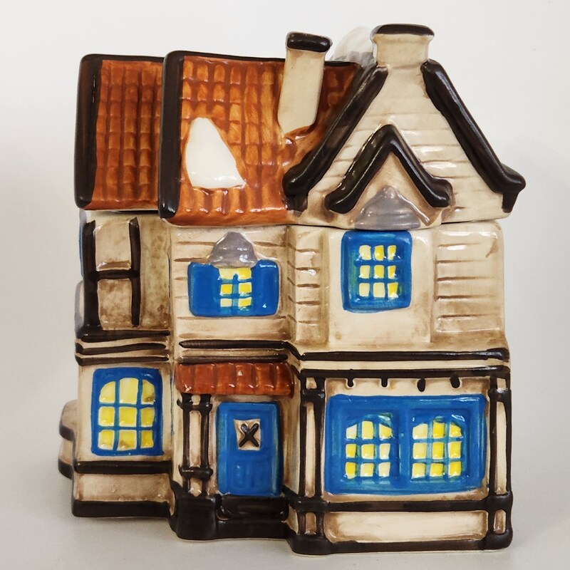 House Shaped Jar - Etsy UK