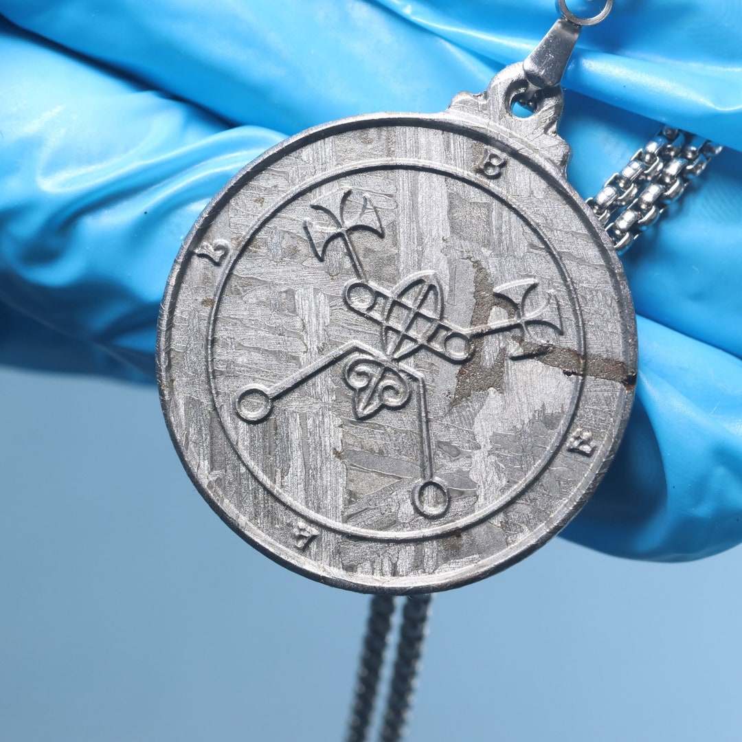 King Logo Devil Logo, Meteor Carving Devil Seal, Meteor Pendant ...