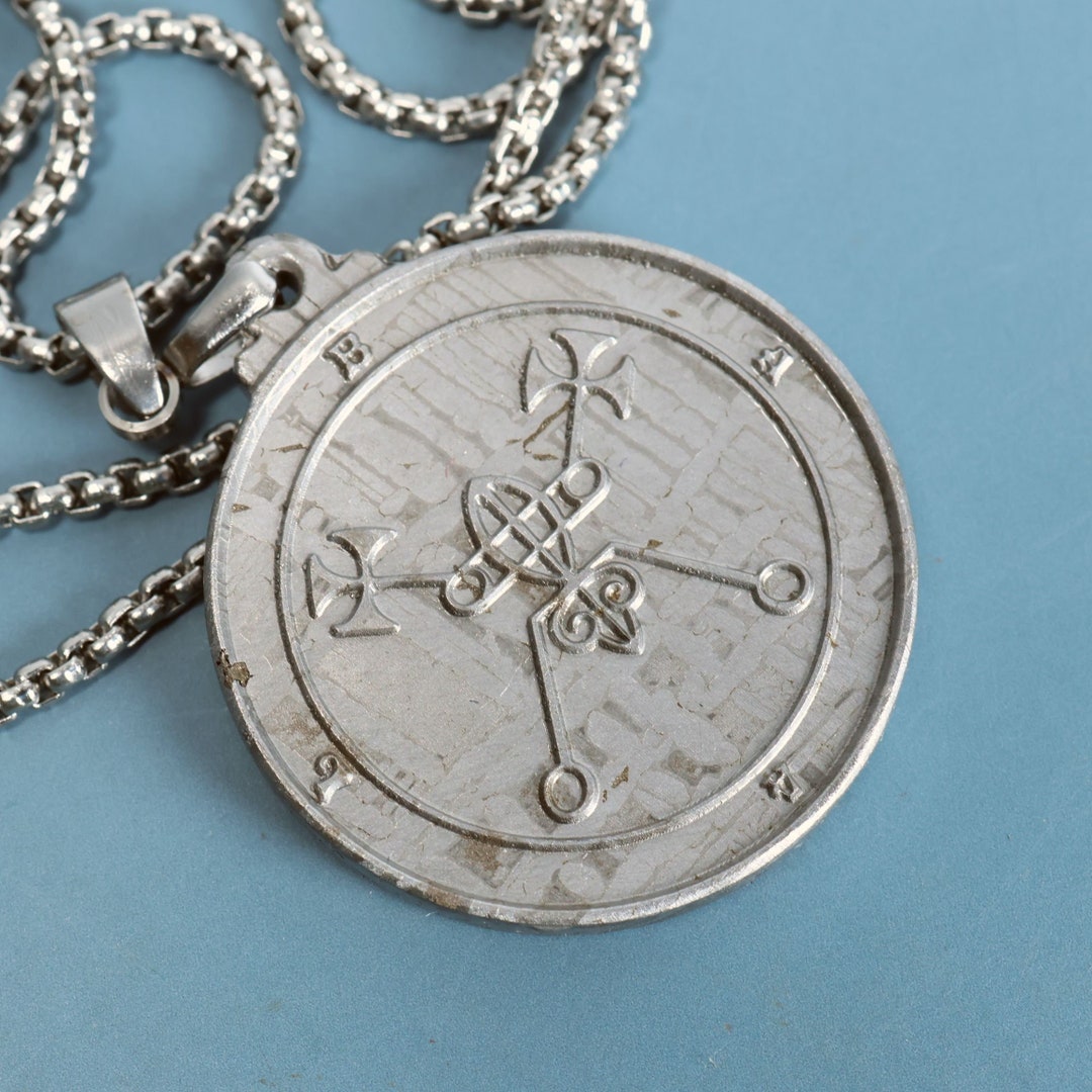 King Logo Devil Logo, Meteor Carving Devil Seal, Meteor Pendant ...