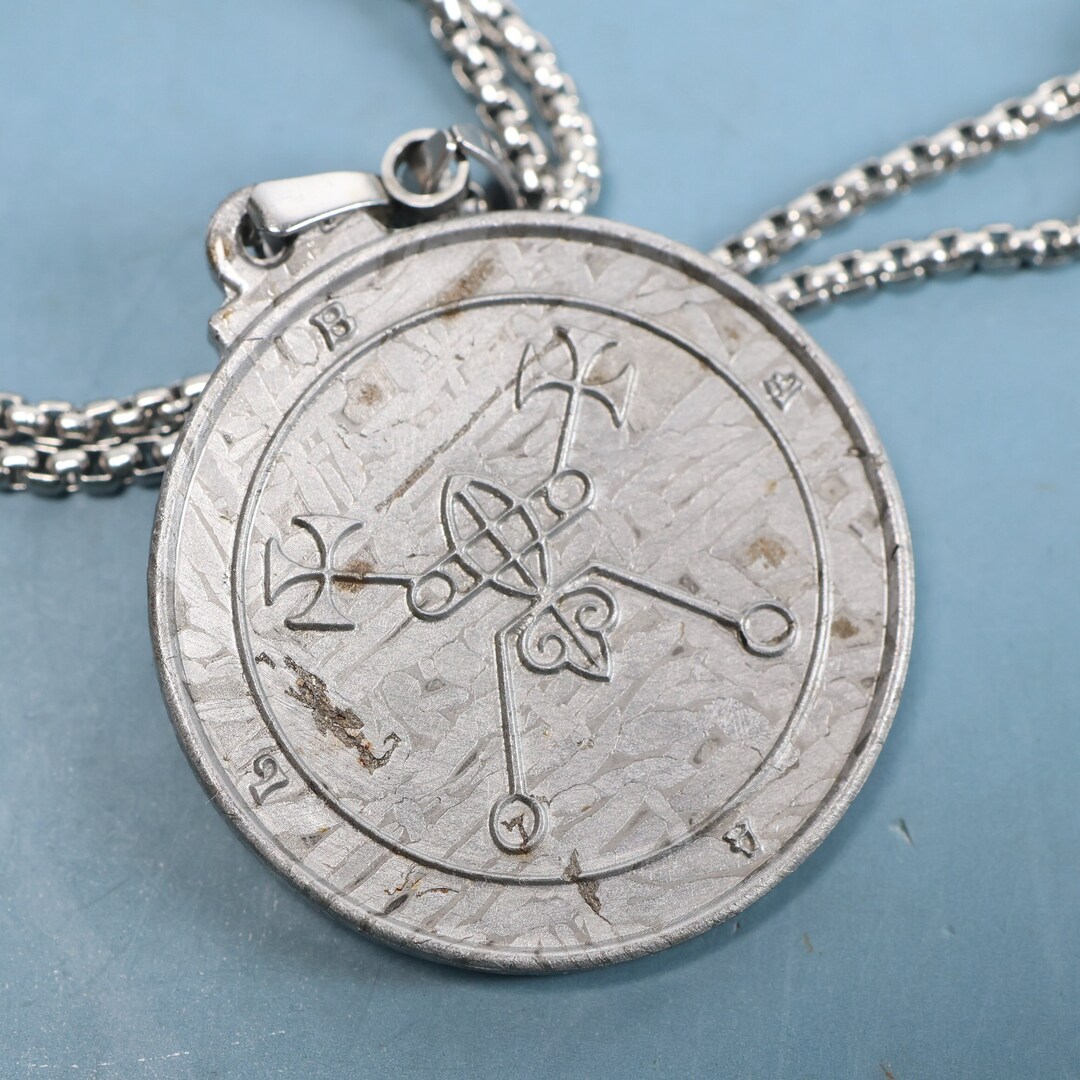 Sigil of King Bael Sigil of Demons, Meteorite Carved Demon Seal ...