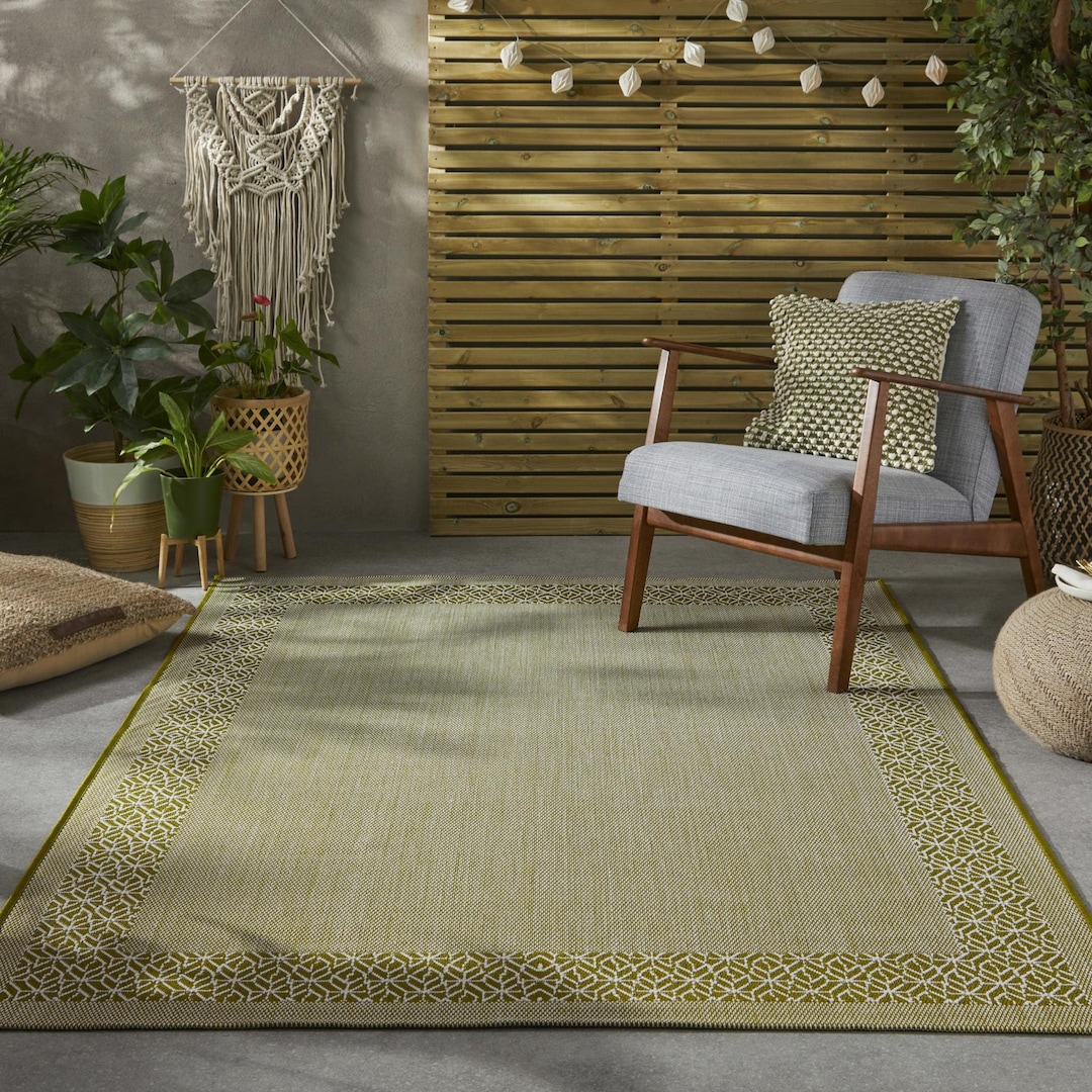 Outdoor Green Rug Weather Resistant Framed Bordered Rug for Garden ...