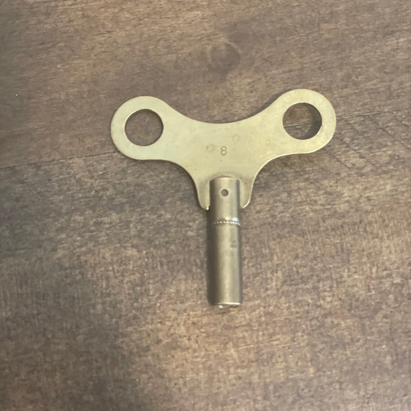 Antique Clock With Key - Etsy