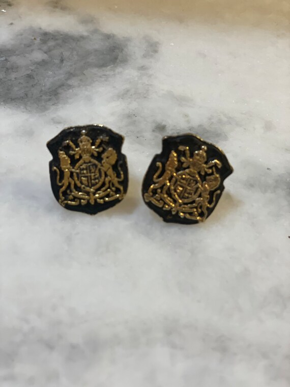 Bench Lion Crest Filigree Preppy Mens Medium Short Sl… - Gem