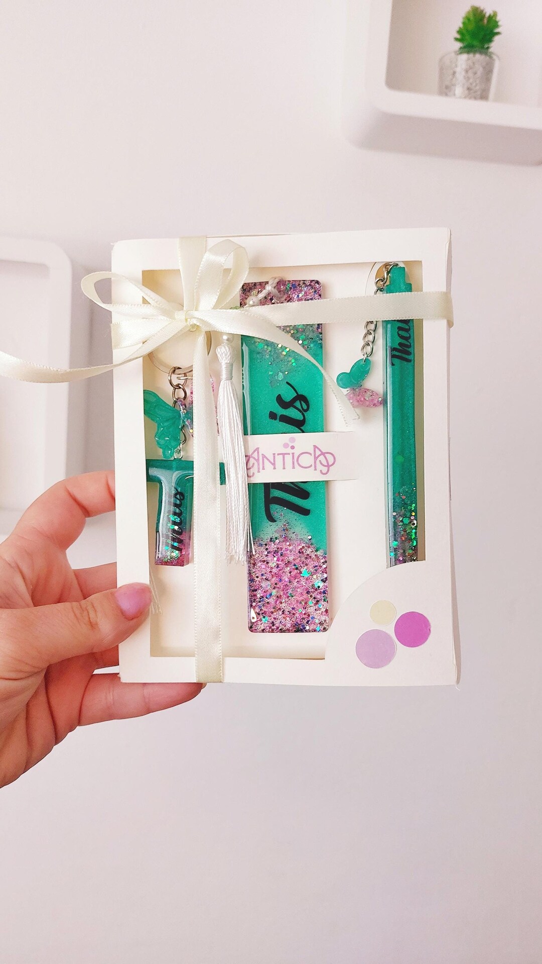 Personalized Resin Gift Set, Set of Useful Accessories, Keychain, Pen ...