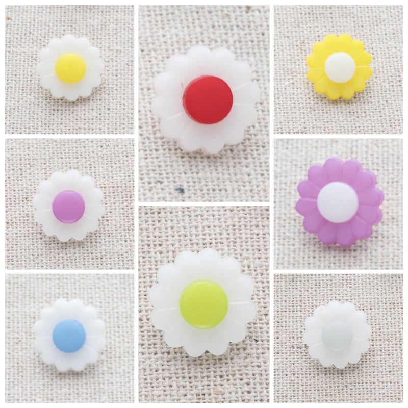 Daisy Buttons - Etsy UK
