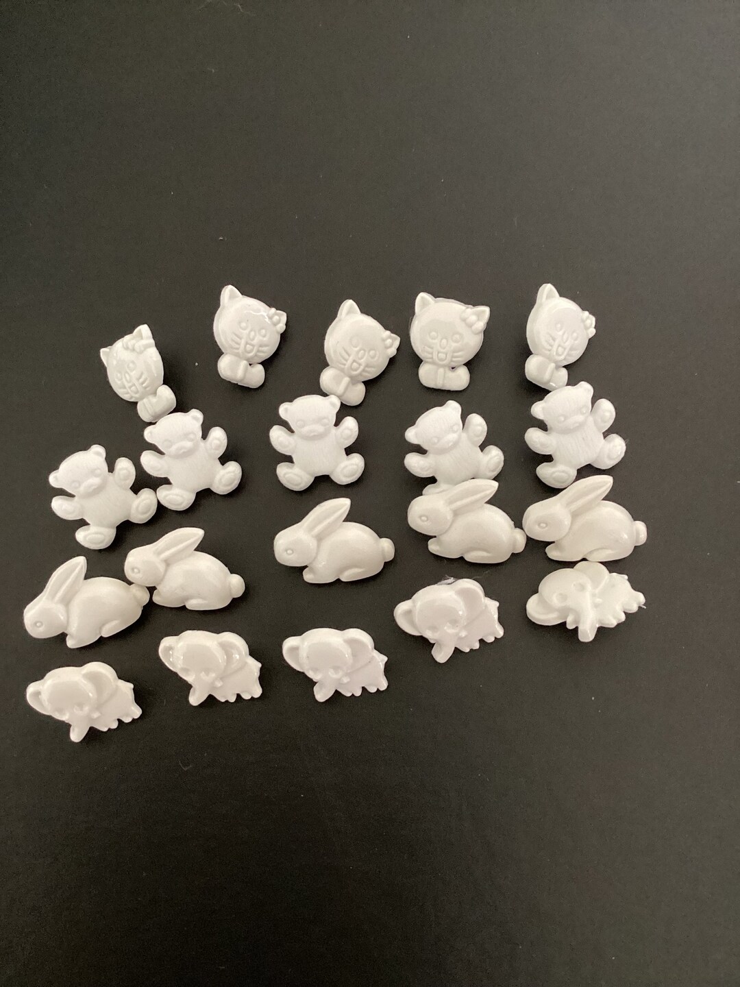 20 White Animal Buttons, Cats, Elephants, Rabbits, Teddy Bears, Novelty ...