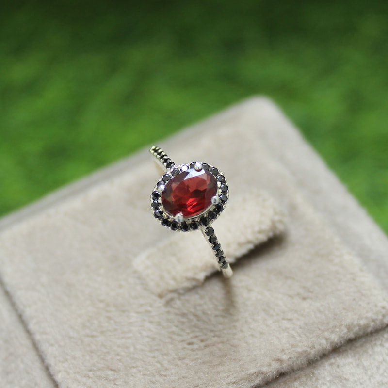 Black and Red Ring - Etsy