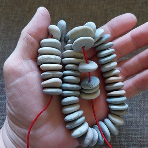 50 Pcs Center Drilled Natural Sea Stones for Craft.hole 2mm, 3mm, 4mm ...