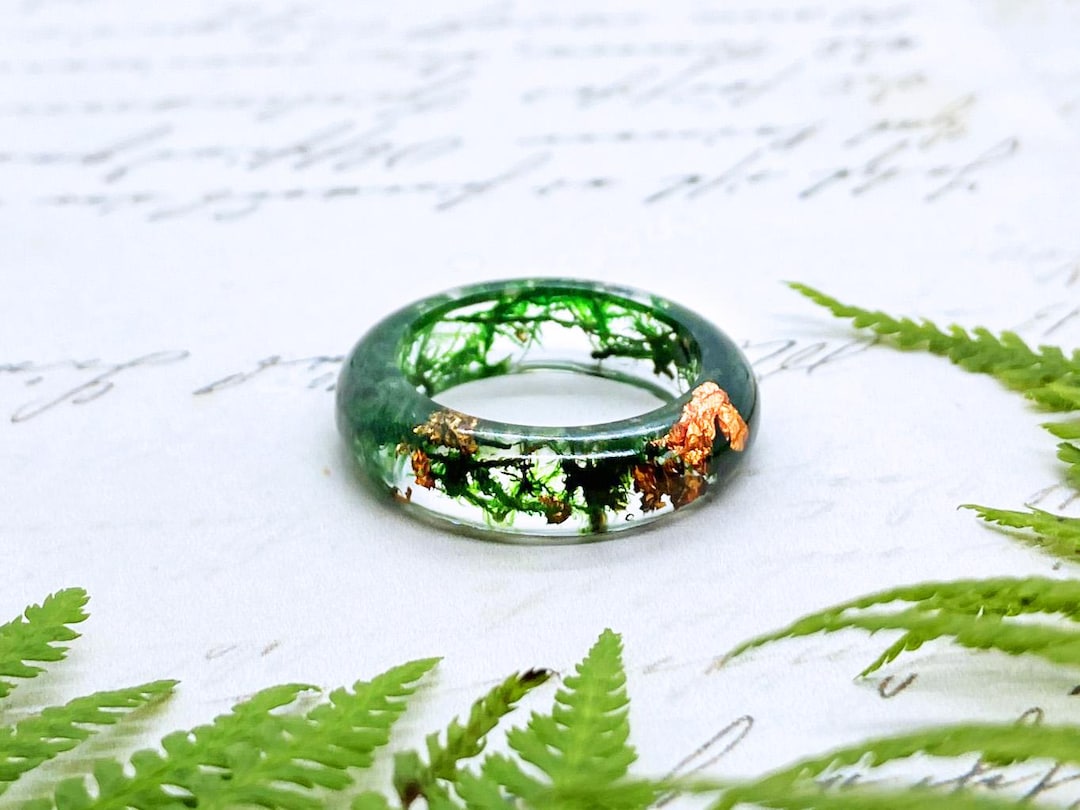 Natural Moss Resin Ring - Etsy