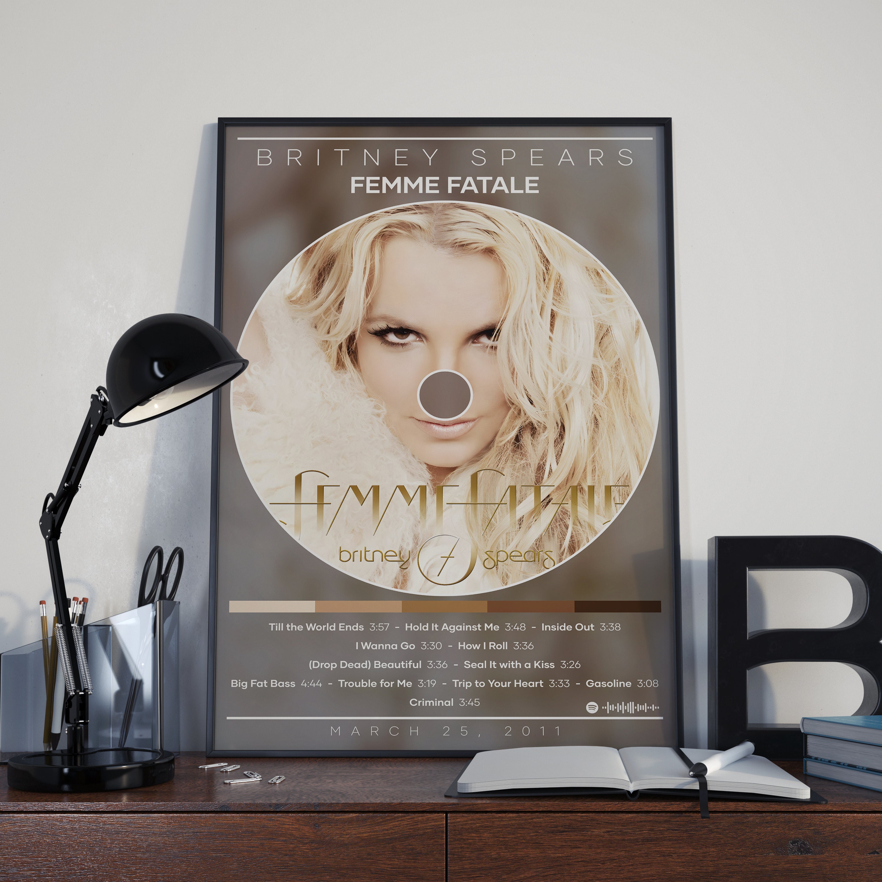 Femme Fatale Deluxe Album Cover