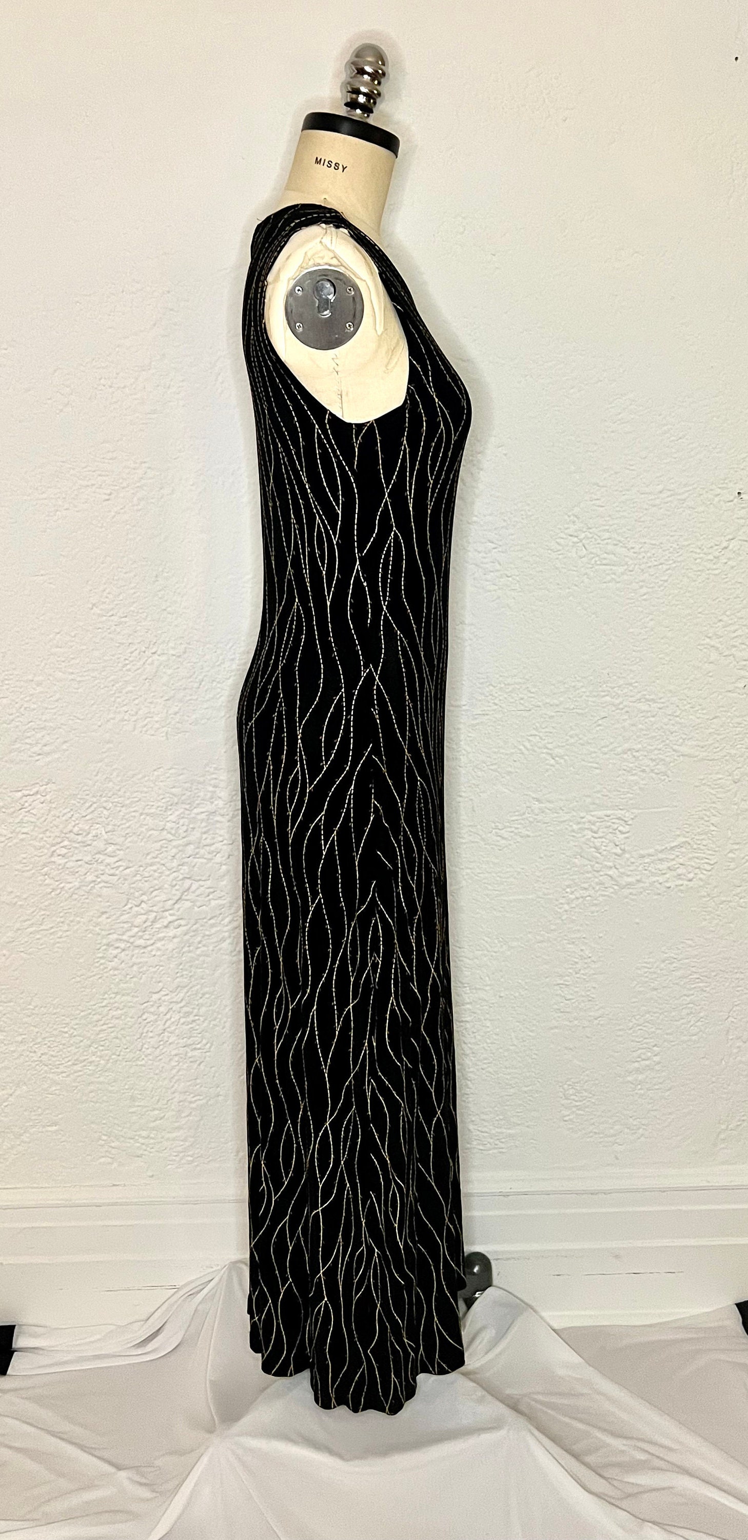 Black and Gold Sleeveless Long Ankle Length Y2K Maxi Elegant Evening ...