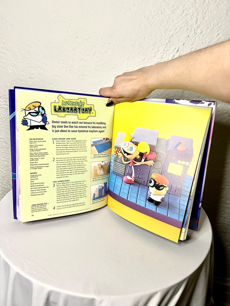 Cartoon Cakes Decorating Baking Cookbook by Cartoon Network, Warner ...