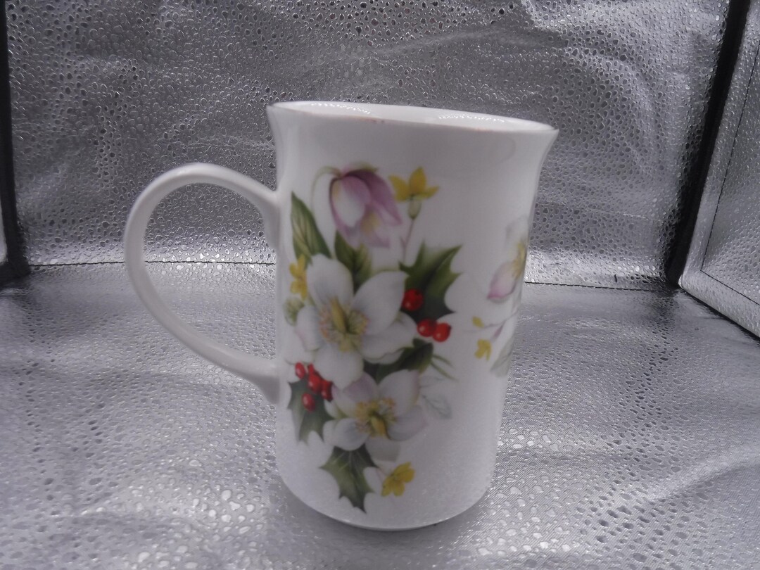 St George's SGE6 Bone China Red Berries and White Flowers Mug, Made in ...