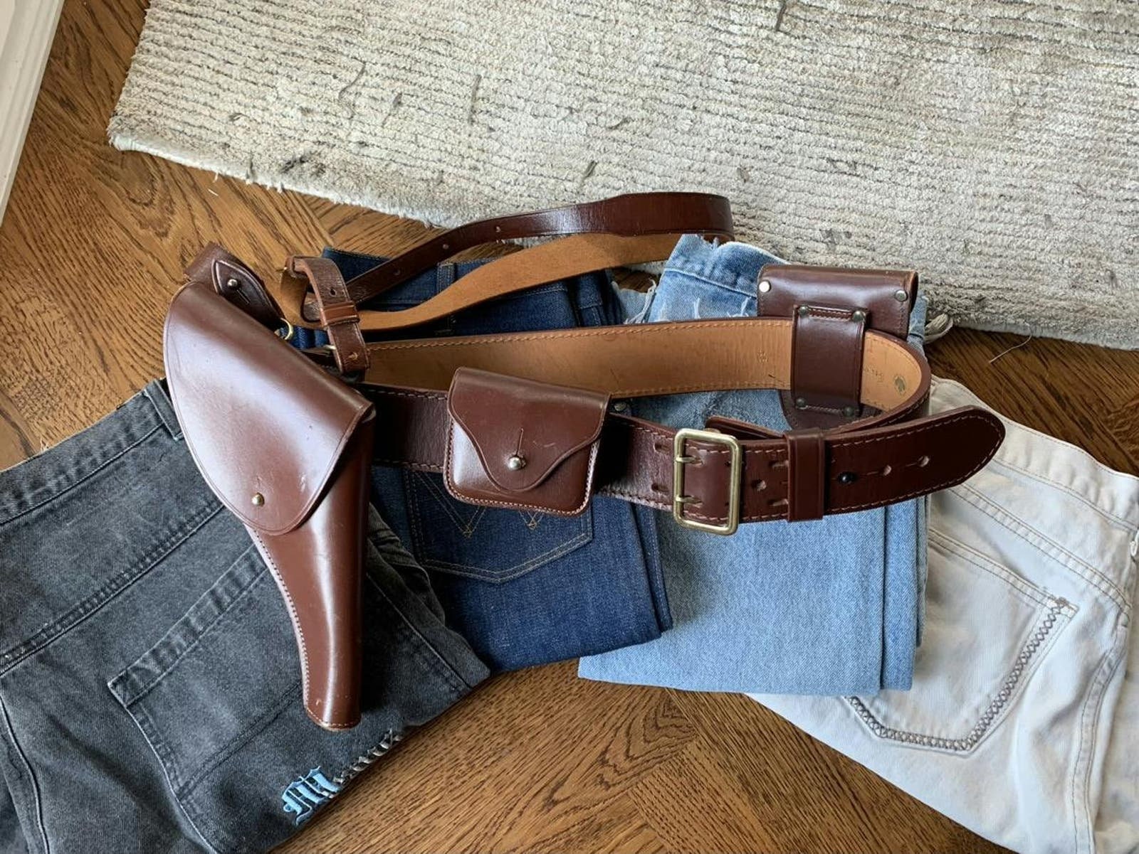 Vintage RCMP Gun & Ammo Utility Belt Heavy Duty Police Armour Royal ...