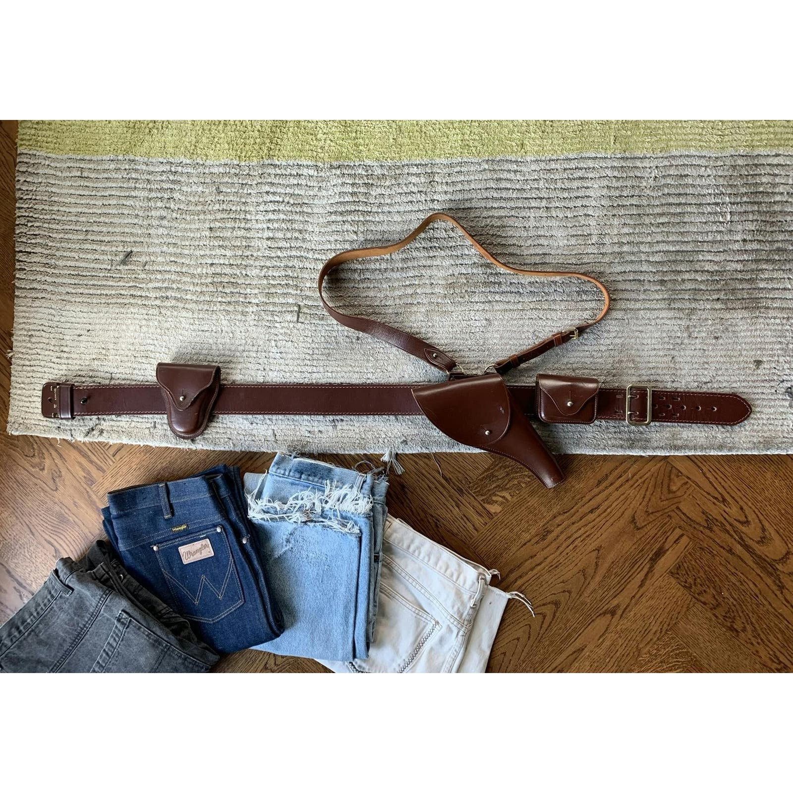 Vintage RCMP Gun & Ammo Utility Belt Heavy Duty Police Armour Royal ...