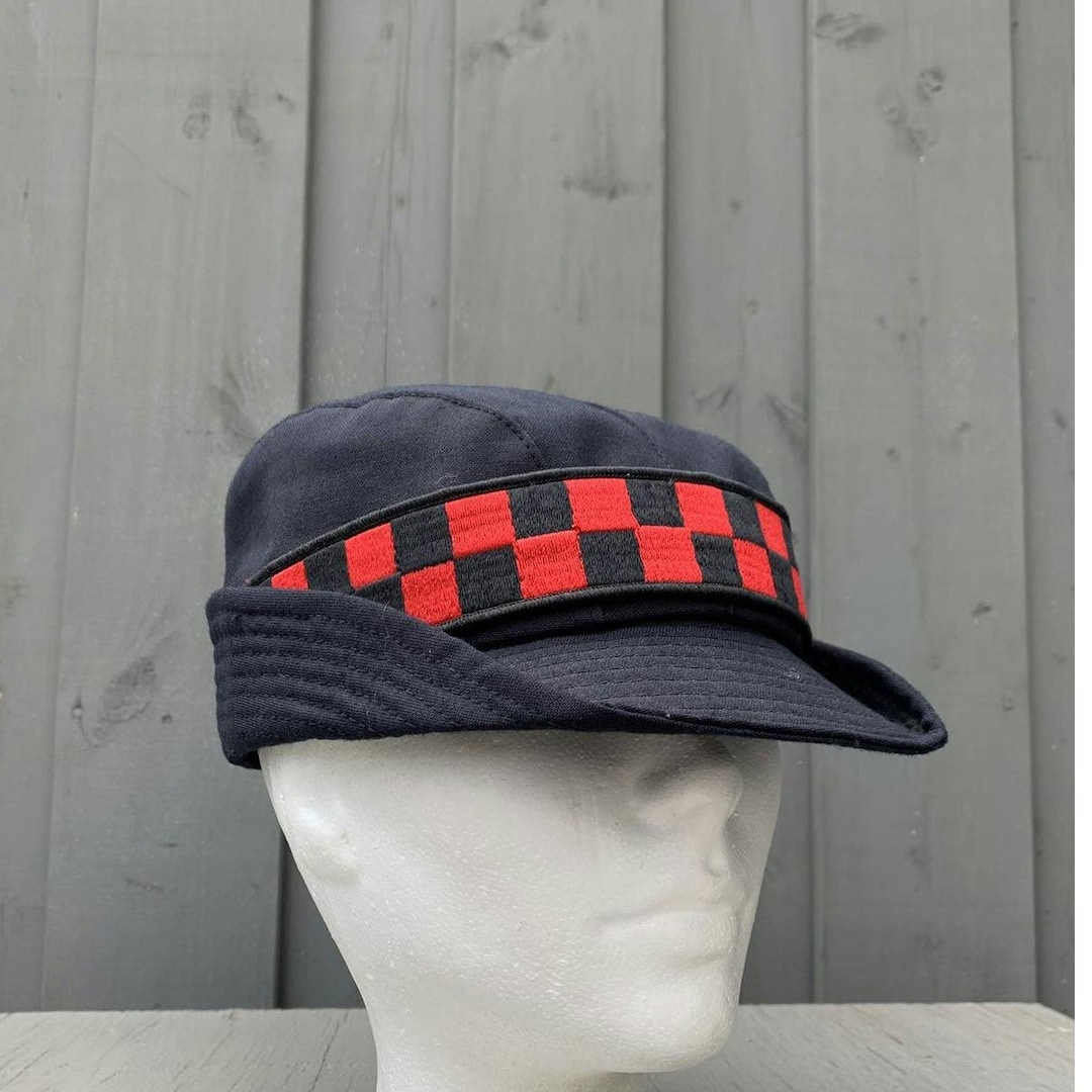 Vintage British Police Cap UK WPC Peaked Pillbox Sillitoe England ...