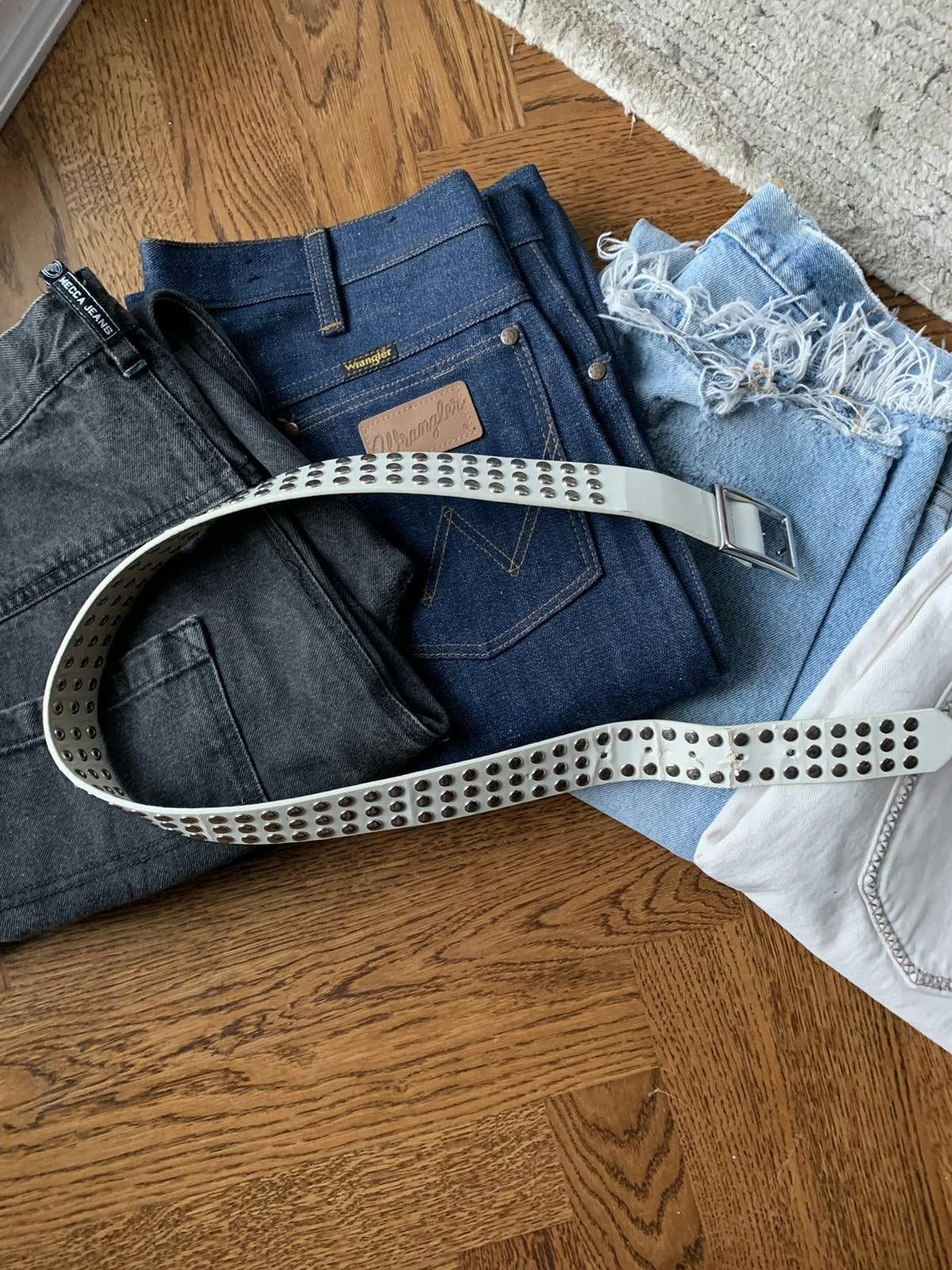 2000s Vintage Studded Belt Cracked White Leather Y2K Stud OS Used ...