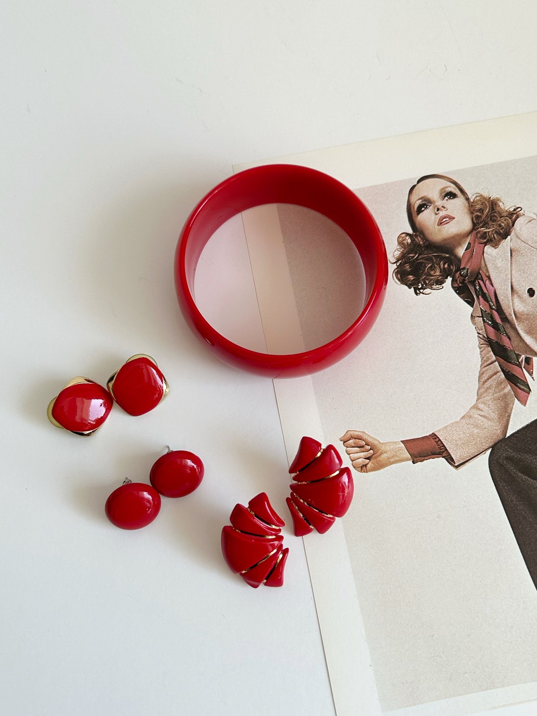 Red Vintage Set From the 1980s-1990s . Retro Jewelry. Stud Earrings ...