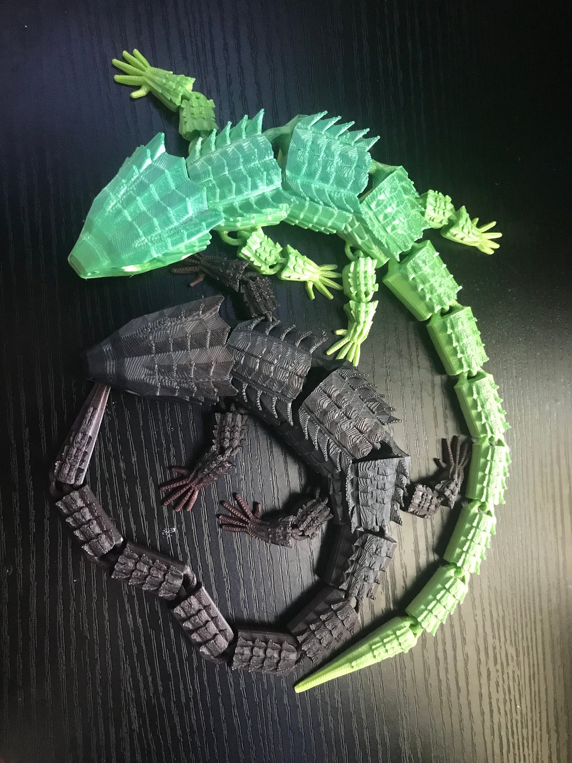 Articulated Crocodile Skink / Skink / Toy / Desk Toy - Etsy