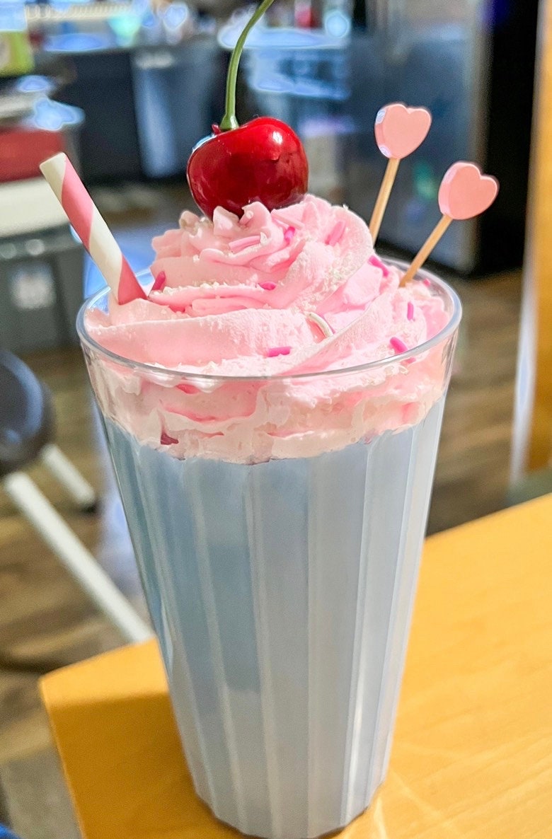 Strawberry Milkshake Tumblr