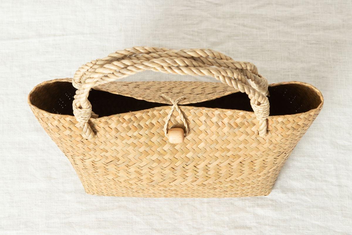 Woven Grass Tote Bag for Everyday Use Thai Compact Handbag With Button ...