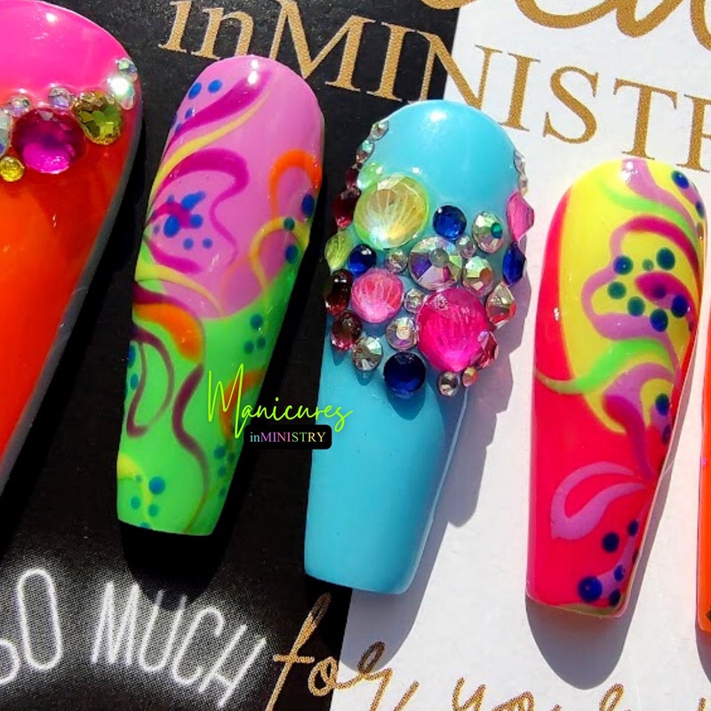 ManicuresinMINISTRY - Etsy