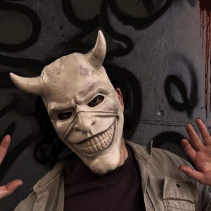 Black Phone Grabber Mask: Horned Horror Mask, Gothic Cosplay - Etsy