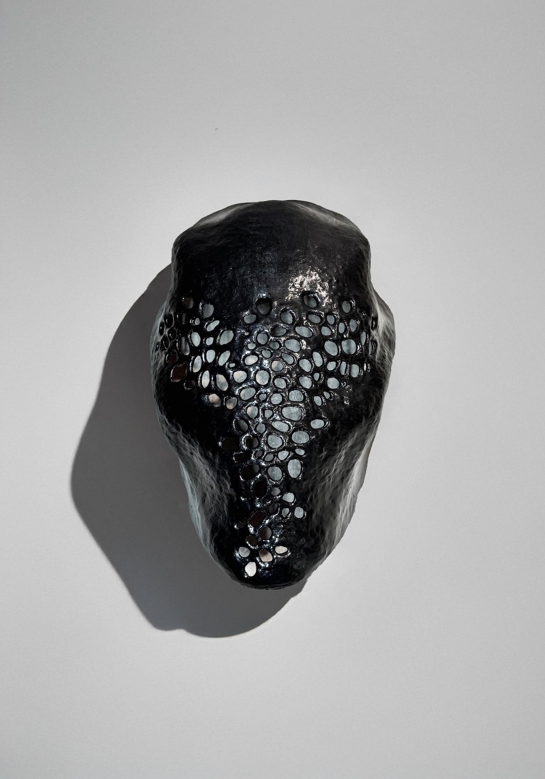 Symbiotic Trypophobia Alien Mask: Black Alien Perforated Symbiote ...